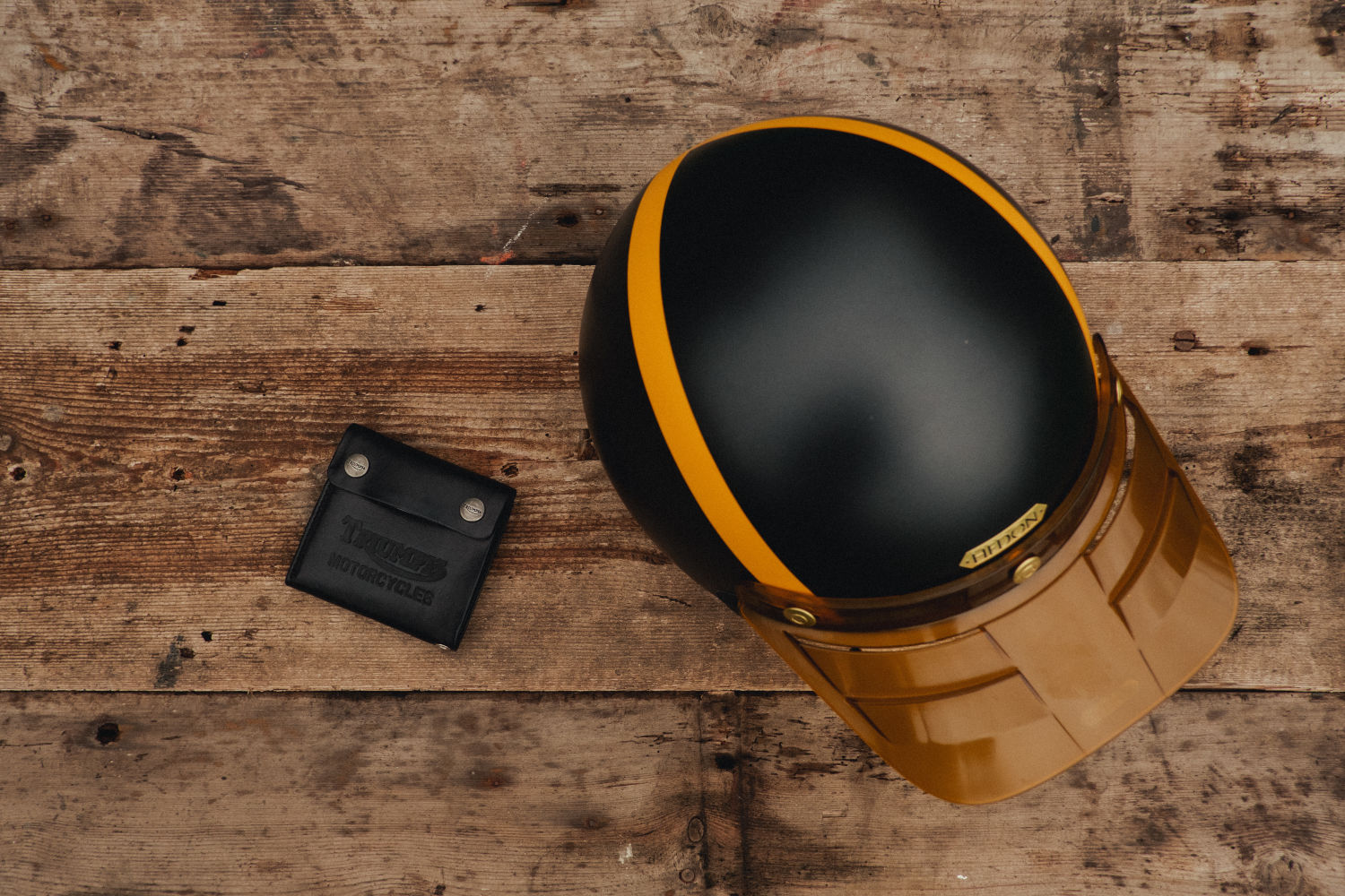 Premium Classic Leather Folded Black Wallet | Triumph Heritage