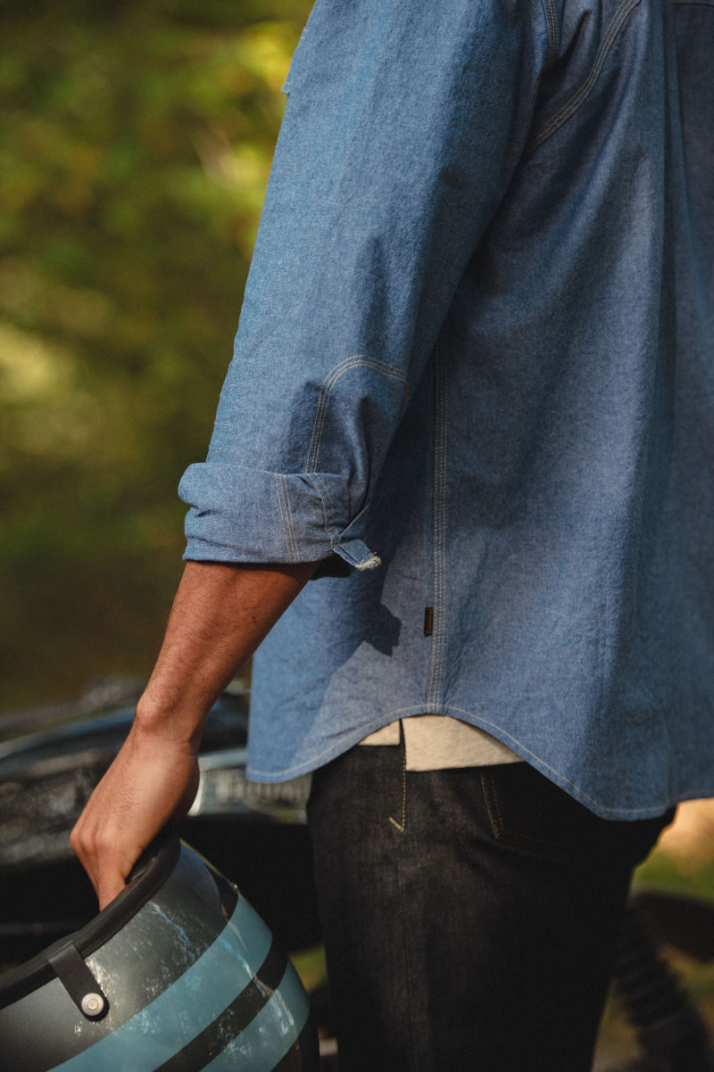 Railroad Shirt in Chambray Blue | Triumph Heritage