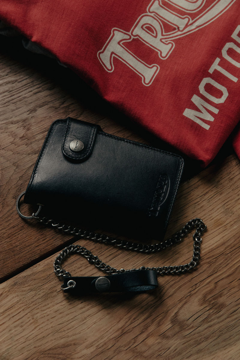 Premium Biker Leather Black Wallet with Chain | Triumph Heritage