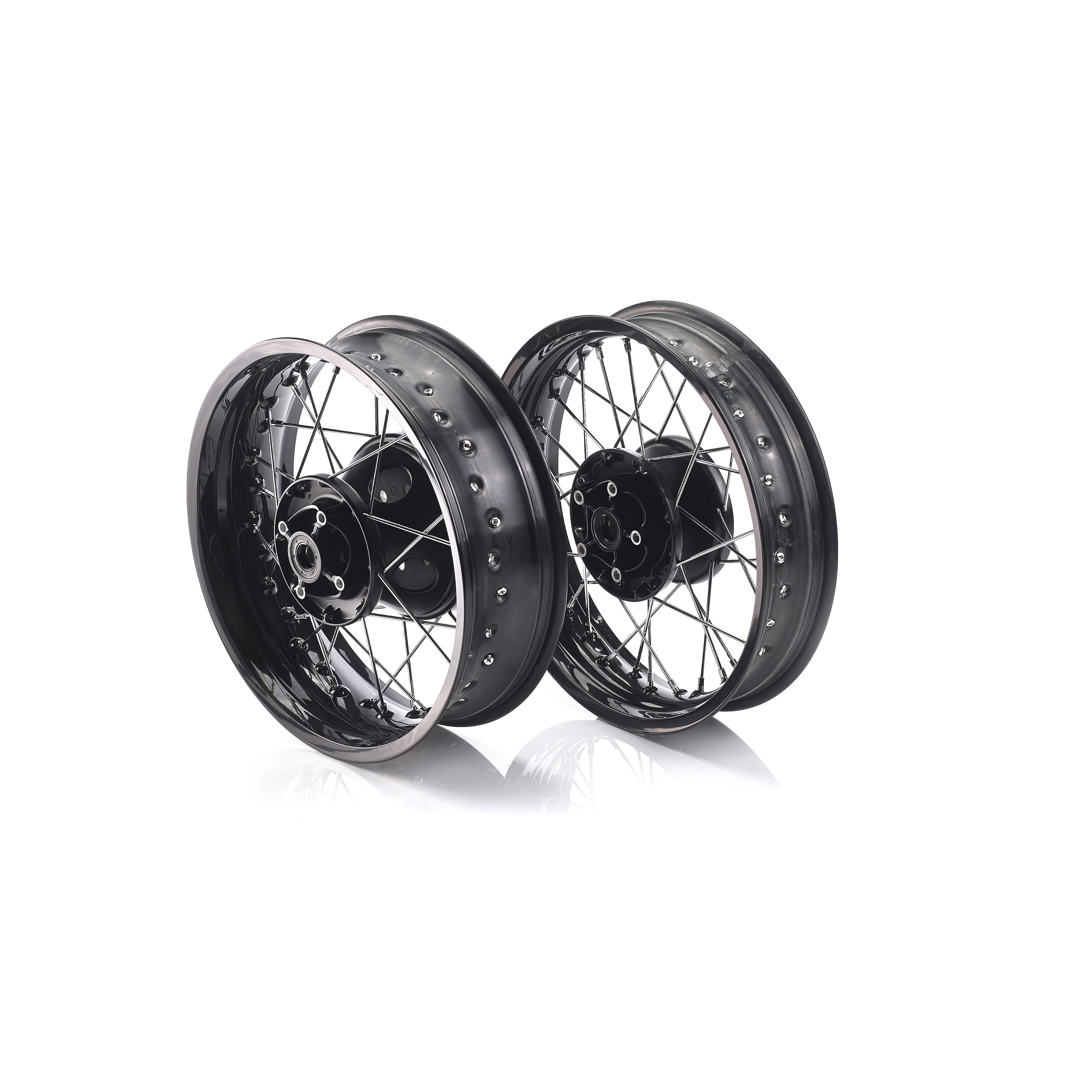 Black Wheels | Triumph Motorcycles