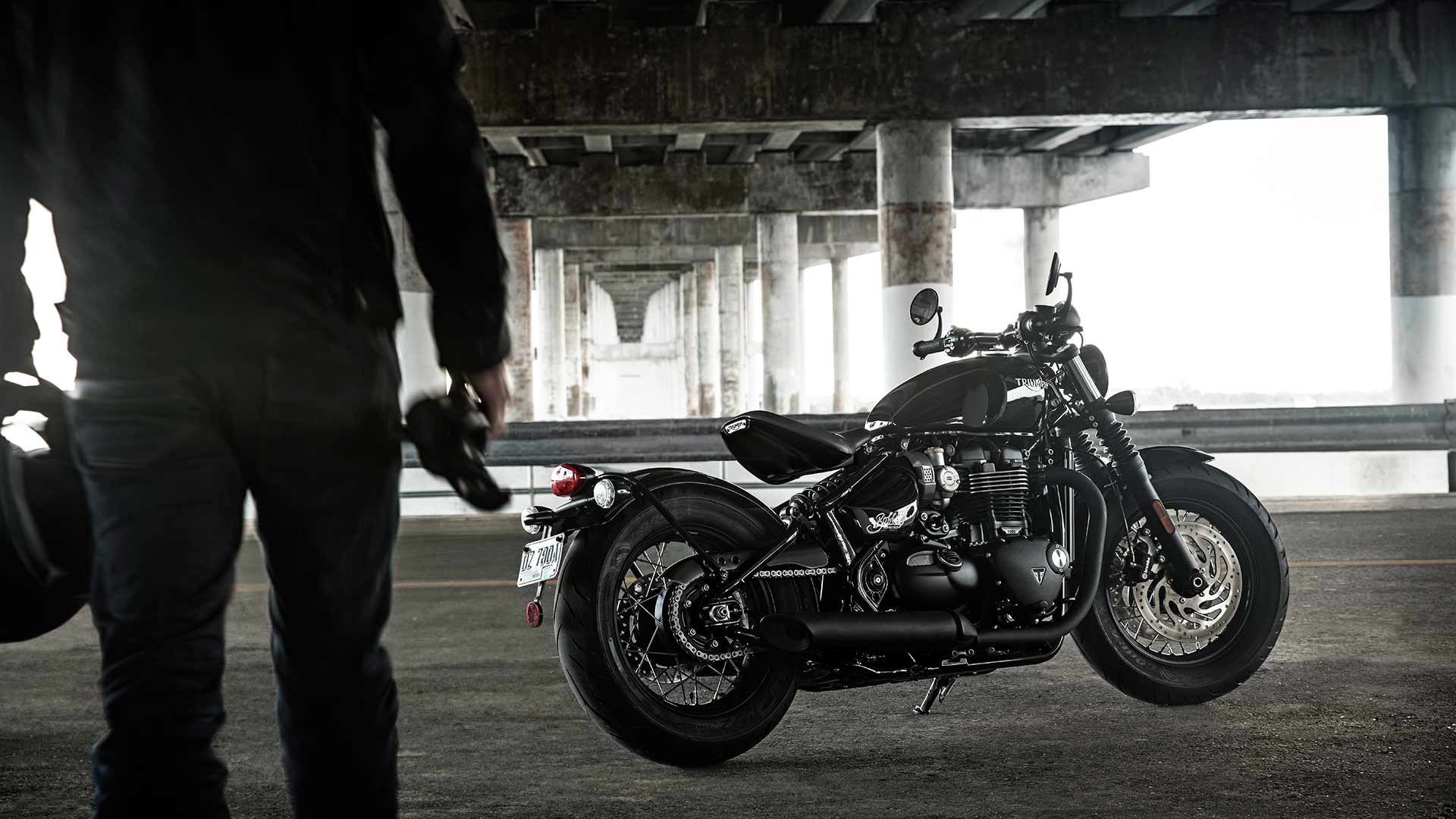 Modern Classics | Triumph Motorcycles