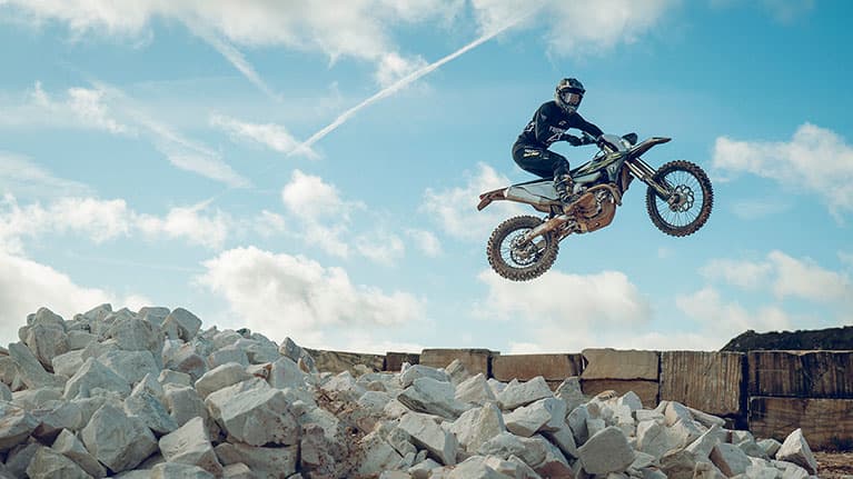 Triumph's TF 450-E in detail | For the Ride