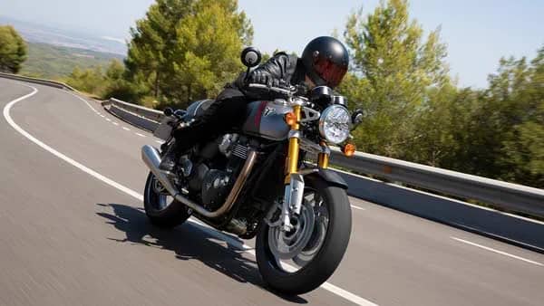 Thruxton RS Model | For the Ride